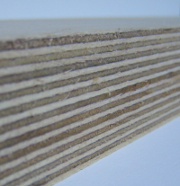 Verkauf, Zuschnitt und Versand von Multiplexplatten